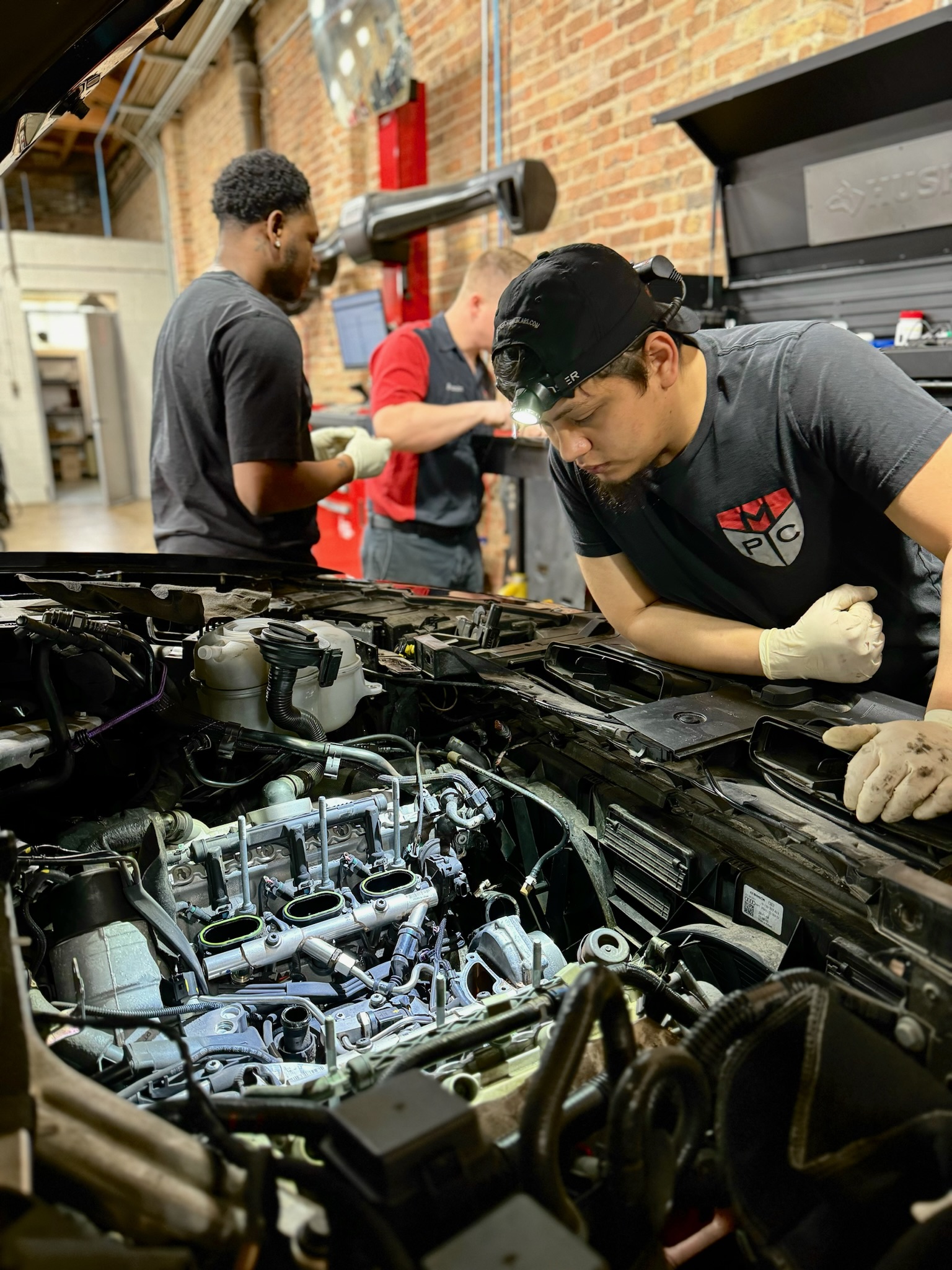 BEST Engine Repair Services in Chicago, Westmont, and Northbrook, IL ...